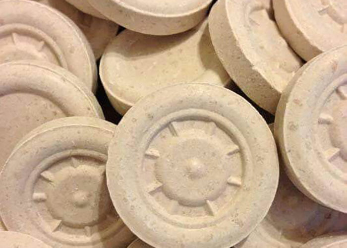 Aniseed Wheel Fragrance Oil – Aurora Tables