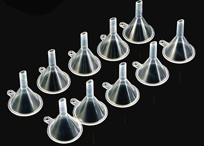 Small Plastic Funnel x10 – Aurora Tables